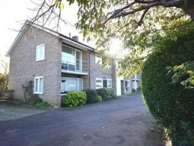 2 Bedrooms Flat for rent in De Freville Court, Cambridge CB22