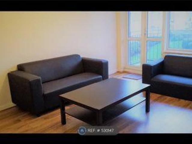 2 Bedrooms Flat for rent in Deeley Road, London SW8