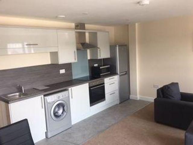 2 Bedrooms Flat for rent in Denby Street, Sheffield S2