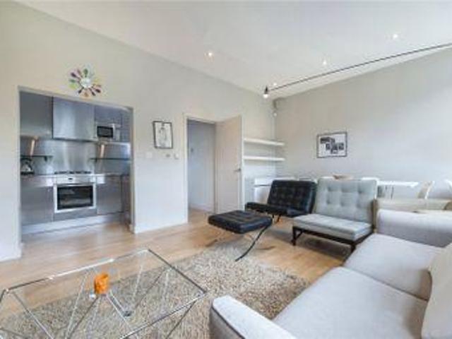 2 Bedrooms Flat for rent in Denning Road, Hampstead, London NW3
