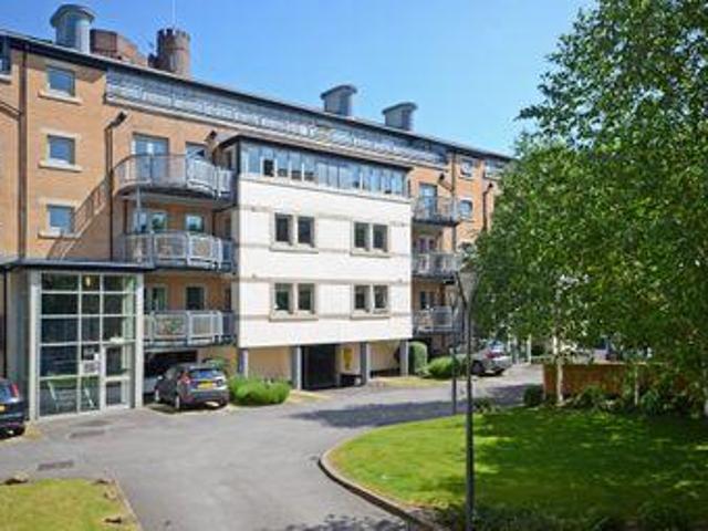 2 Bedrooms Flat for rent in Dixons Yard, York YO1