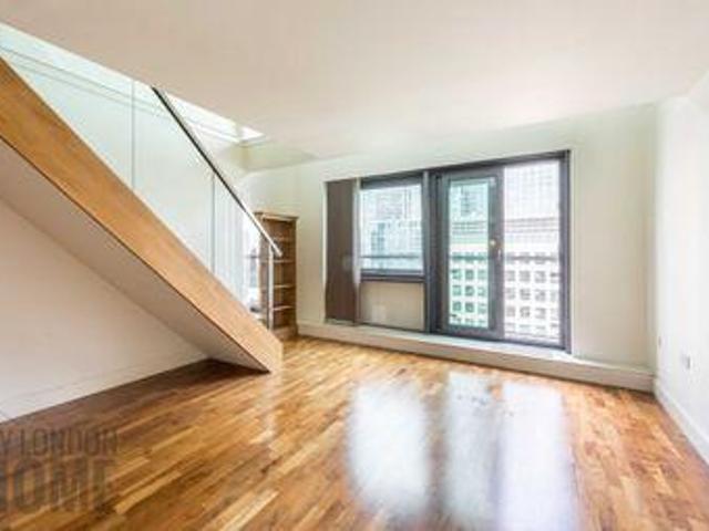 2 Bedrooms Flat for rent in Discovery Dock Apartments East, 3 South Quay Square, London E14