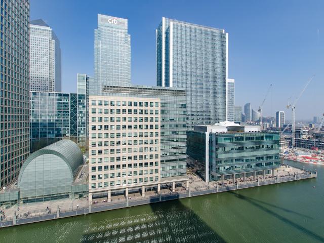 2 Bedrooms Flat for Rent in Discovery Dock Apartments | Foxtons