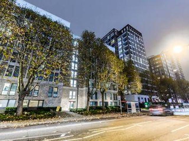 2 Bedrooms Flat for rent in Drake Apartments, Heygate Street, London SE17