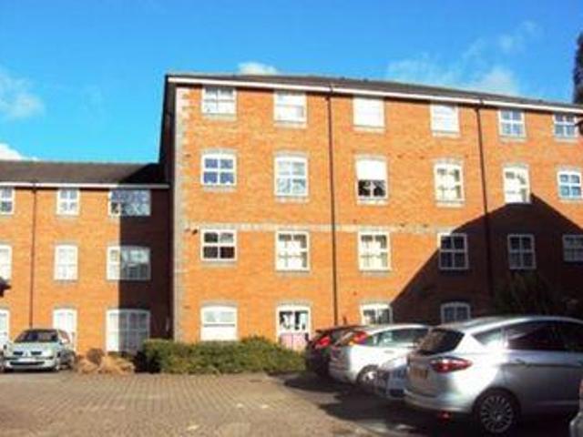 2 Bedrooms Flat for rent in Drapers Field, Canal Basin, Coventry CV1