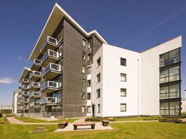 2 Bedrooms Flat for rent in Drayton Park, London N5