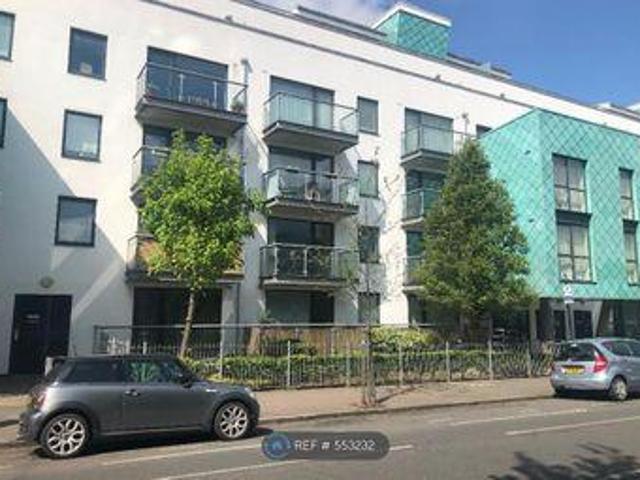 2 Bedrooms Flat for rent in Drayton Park, London N5