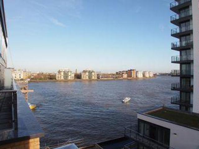 2 Bedrooms Flat for rent in Drew House, Wharf Street, London SE8