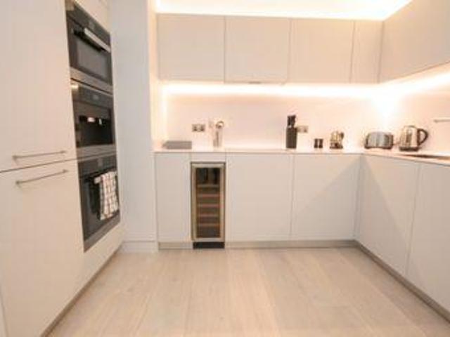 2 Bedrooms Flat for rent in Duchess Walk, London SE1