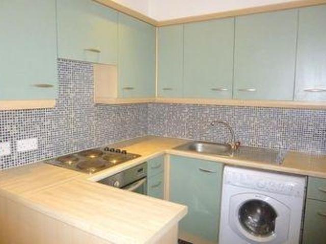 2 Bedrooms Flat for rent in Duke Street, Edinburgh EH6