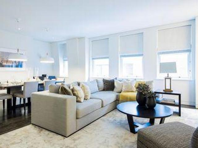 2 Bedrooms Flat for rent in Duke Street, London W1K