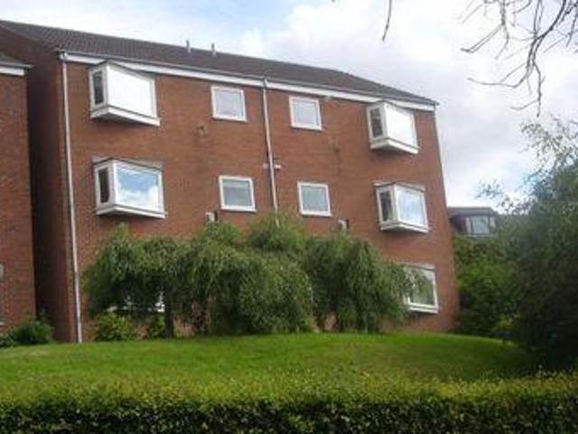 2 Bedrooms Flat for rent in Duncan Road, Crookes, Sheffield S10
