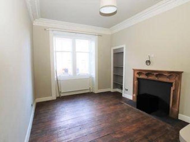 2 Bedrooms Flat for rent in Dunedin Street, Canonmills EH7