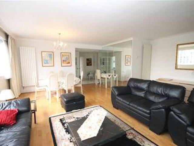 2 Bedrooms Flat for rent in Durrells House, Kensington, London W14