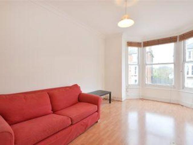 2 Bedrooms Flat for rent in Dyne Road, Brondesbury NW6