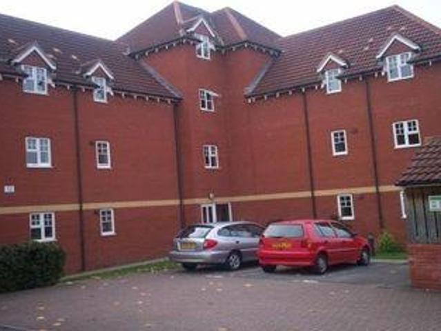 2 Bedrooms Flat for rent in Emersons Green, Bristol BS16