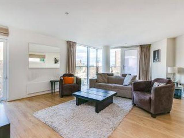 2 Bedrooms Flat for rent in Empire Square East, Empire Square, London SE1
