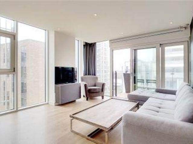 2 Bedrooms Flat for rent in Enterprise Way, Wandsworth, London SW18