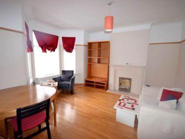 2 Bedrooms Flat for rent in Endsleigh Gardens, Ilford IG1