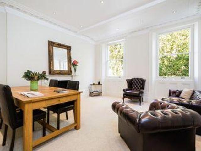 2 Bedrooms Flat for rent in Ennismore Gardens, South Kensington SW7