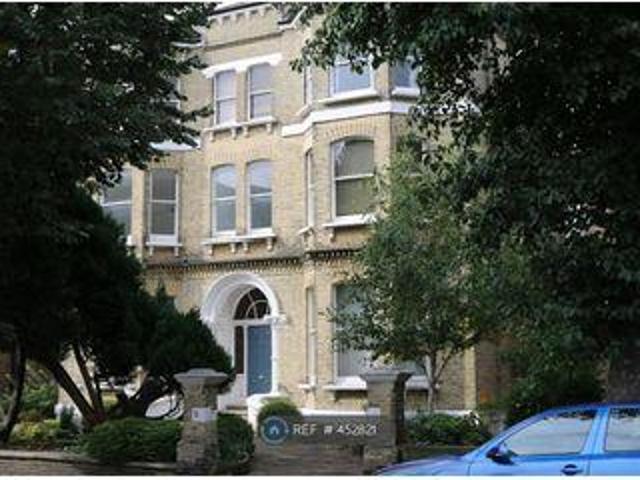 2 Bedrooms Flat for rent in Eaton Gardens, Hove BN3