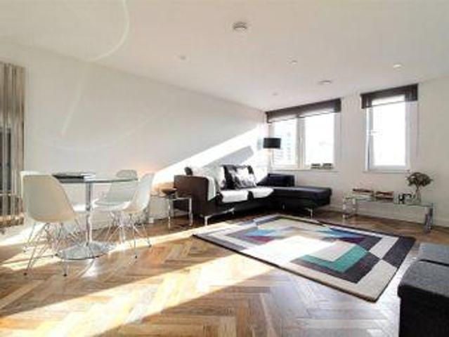 2 Bedrooms Flat for rent in Eagle Point, City Road, London EC1V