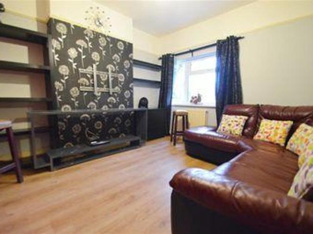 2 Bedrooms Flat for rent in Ealing Park Mansions, South Ealing Road W5