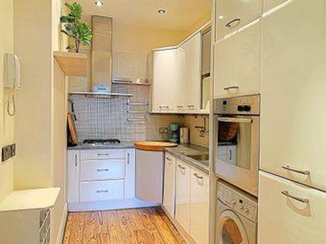2 Bedrooms Flat for rent in Earl’S Court Road, Earl’S Court SW5