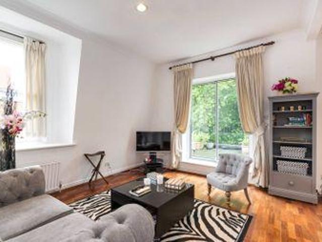2 Bedrooms Flat for rent in Earls Court, Earls Court SW5