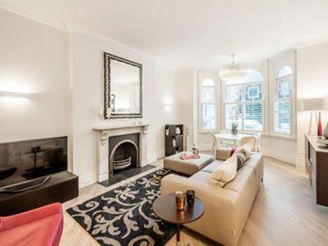 2 Bedrooms Flat for rent in Earls Court Square, London SW5