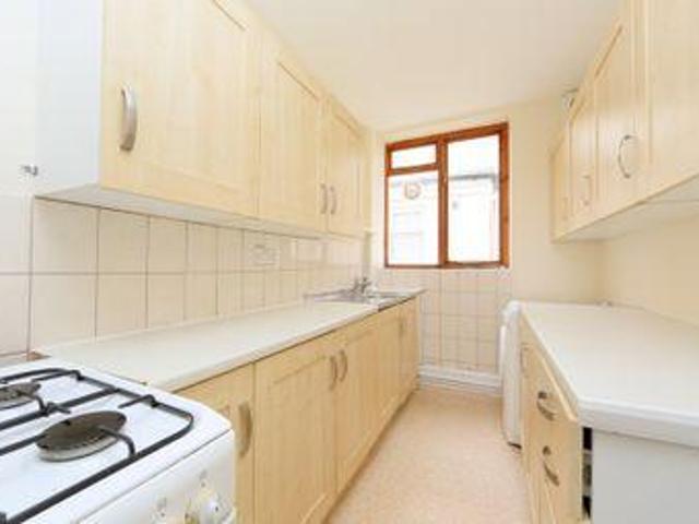 2 Bedrooms Flat for rent in Earlsfield Road, Earlsfield SW18