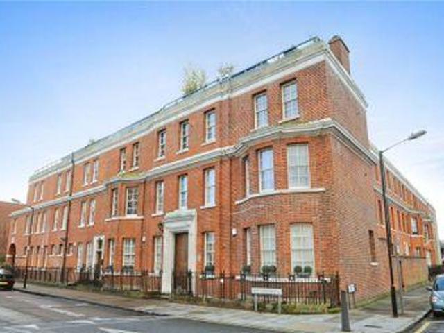 2 Bedrooms Flat for rent in East Arbour Street, London E1