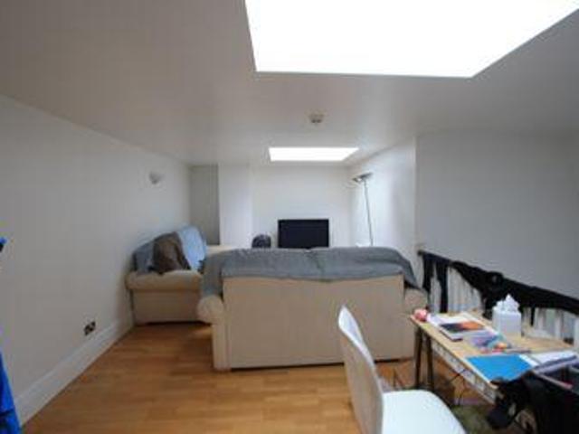 2 Bedrooms Flat for rent in East Block, Forum Magnum Square, Waterloo SE1