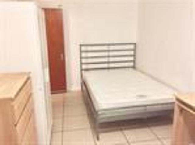 2 Bedrooms Flat for rent in East India Docks Road, London E14