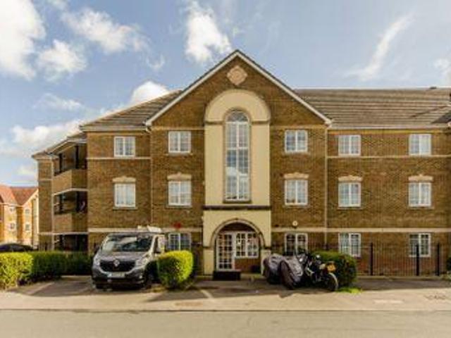 2 Bedrooms Flat for rent in East Road, Wimbledon SW19