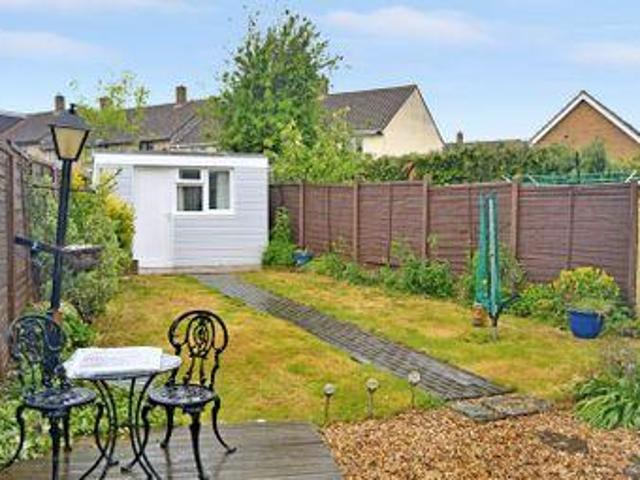 2 Bedrooms Flat for rent in Eastridge Drive, Bishopsworth, Bristol BS13