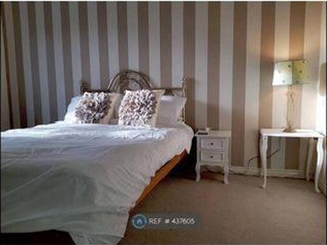2 Bedrooms Flat for rent in Eccles Way, Nottingham NG3