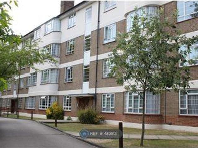 2 Bedrooms Flat for rent in Edge Hill, London SW19