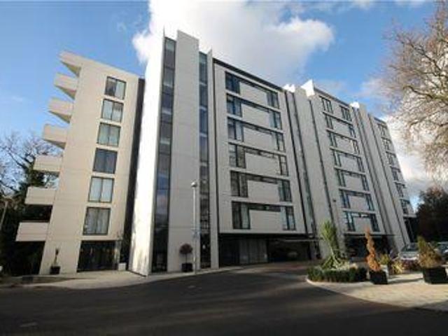 2 Bedrooms Flat for rent in Edmunds House, Colonial Drive, London W4