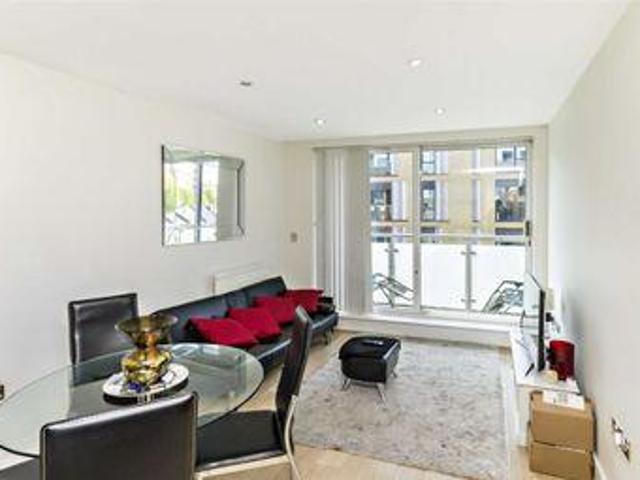 2 Bedrooms Flat for rent in Eltringham Street, London SW18