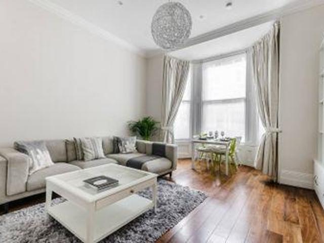 2 Bedrooms Flat for rent in Elvaston Place, South Kensington SW7
