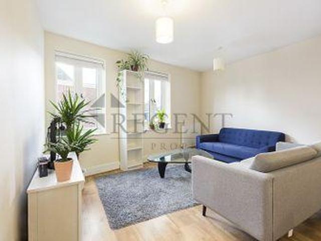 2 Bedrooms Flat for rent in Elderberry Court, 2A Alberon Gardens NW11