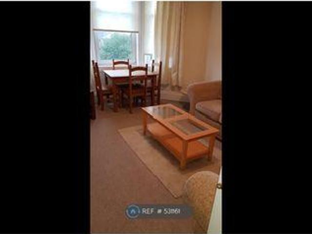 2 Bedrooms Flat for rent in Elizabeth Street, Glasgow G51