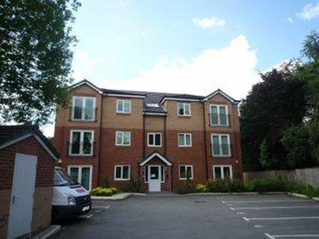 2 Bedrooms Flat for rent in Ellenbrook Way, Off Bridgewater Road, Worsley, Manchester M28