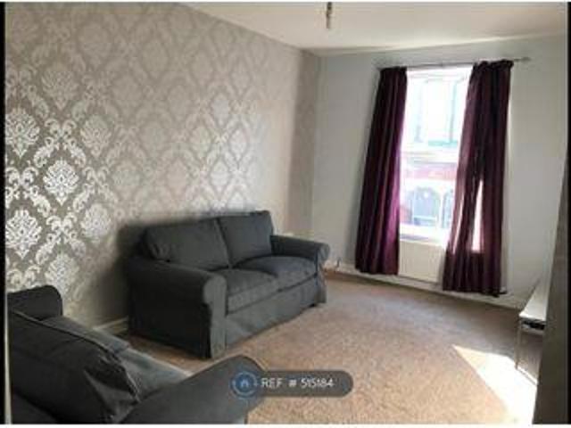 2 Bedrooms Flat for rent in Elliott Street, Tyldesley M29