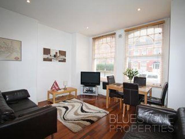 2 Bedrooms Flat for rent in Elmbourne Road, Tooting Bec SW17