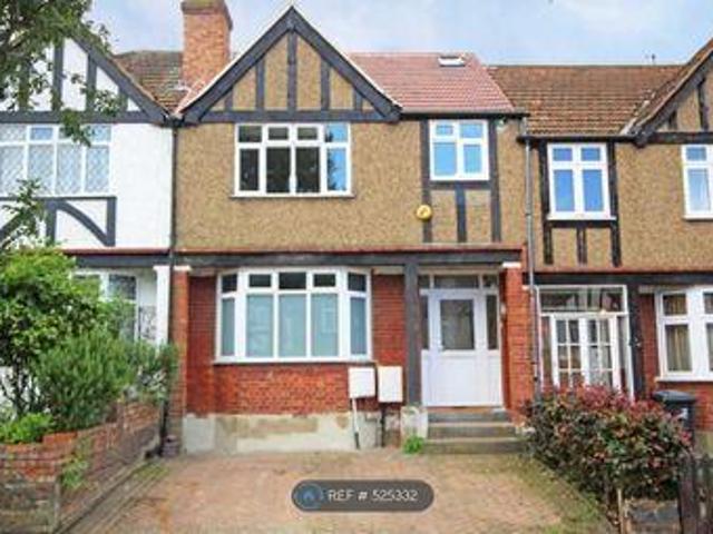 2 Bedrooms Flat for rent in Elmbank Way, London W7