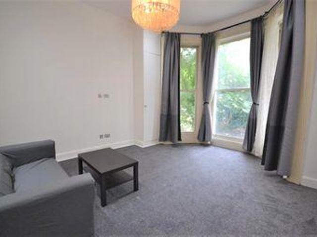 2 Bedrooms Flat for rent in Elsham Road, Holland Park/Shepherds Bush, London W14