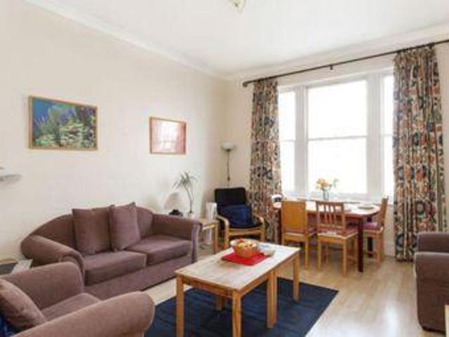 2 Bedrooms Flat for rent in Elsham Road, London W14