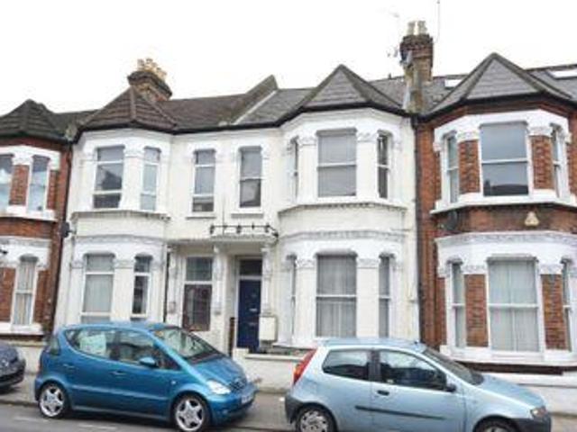 2 Bedrooms Flat for rent in Elspeth Road, Battersea SW11